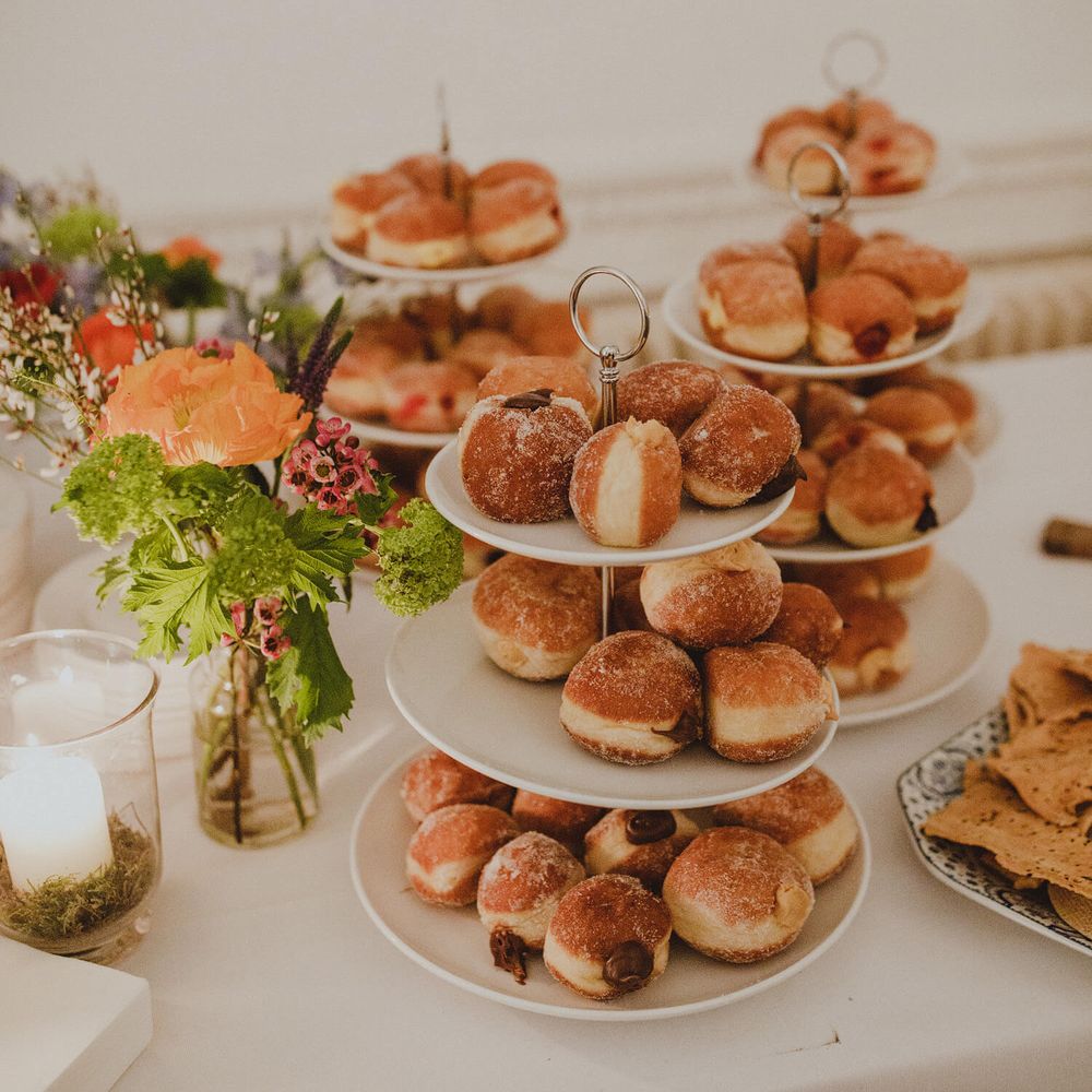 Wedding Banquet Table Decor & Inspiration