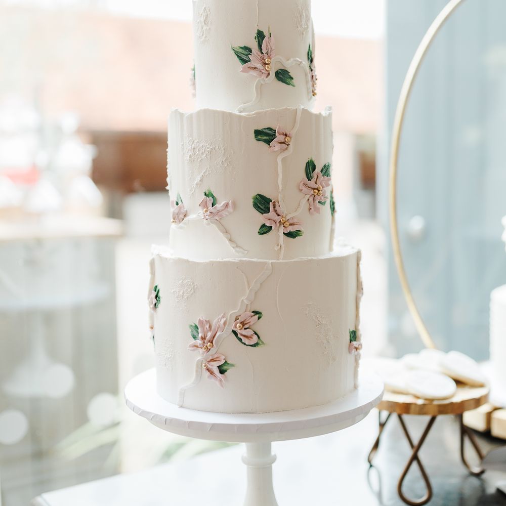 Deliciously Divine Cake Design