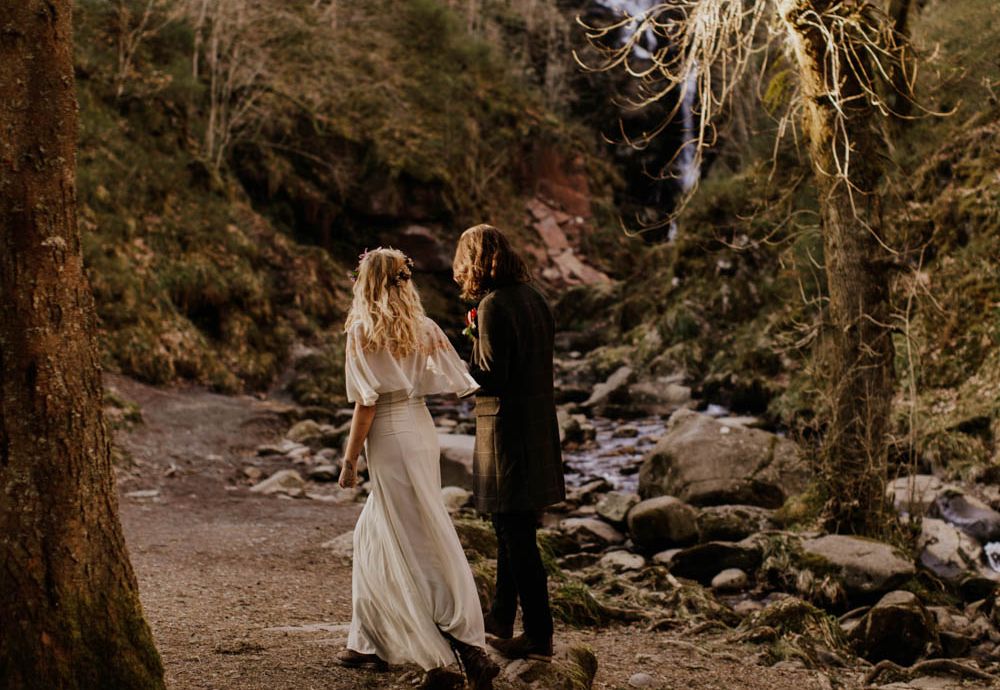 Natural Woodland Highland Bride Inspiration at Loch Lomond, Scotland ...