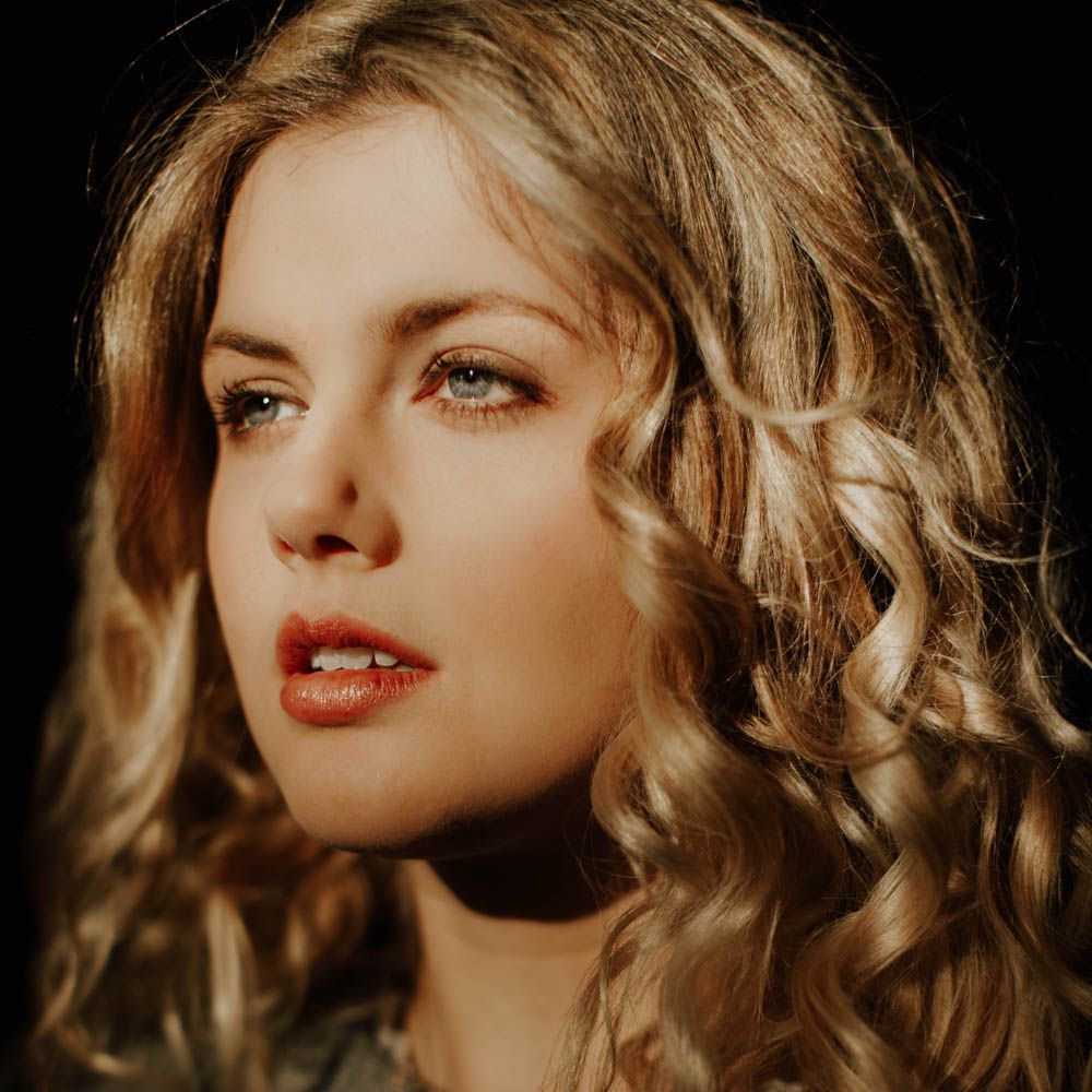 Natural Woodland Highland Bride Inspiration at Loch Lomond, Scotland ...