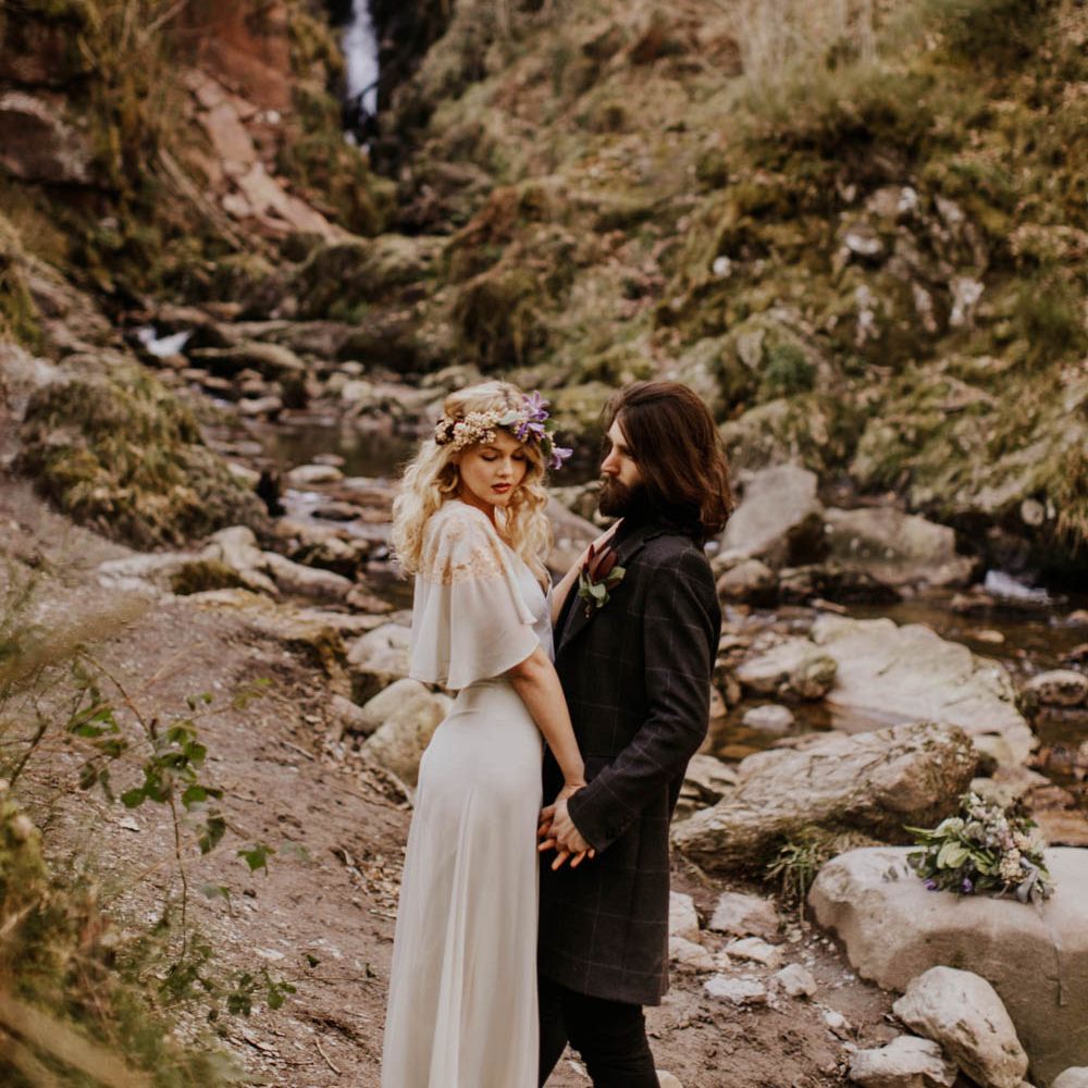 Natural Woodland Highland Bride Inspiration at Loch Lomond, Scotland ...