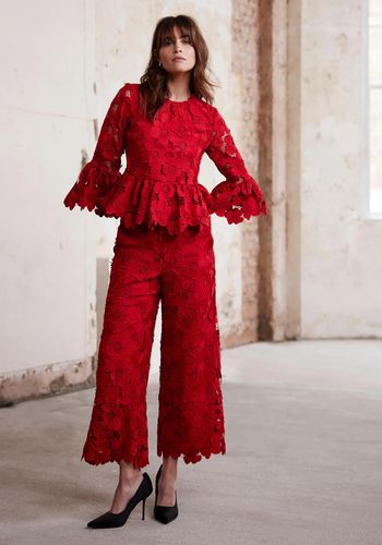18 Best Elegant Mother of the Bride Dresses & Outfits