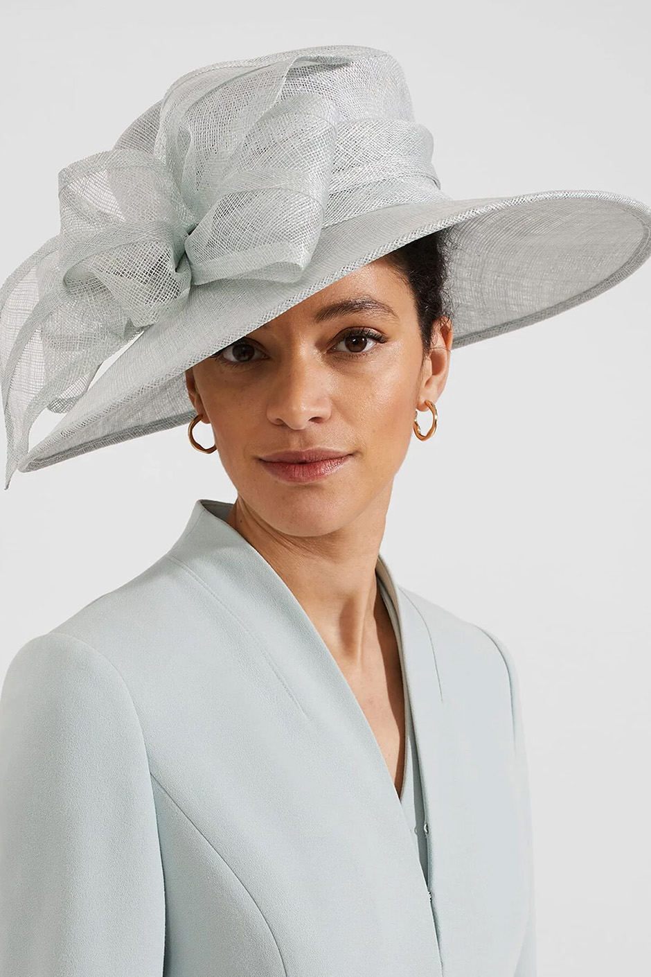 14 Best Wedding Hats for Mothers of the Bride & Guests