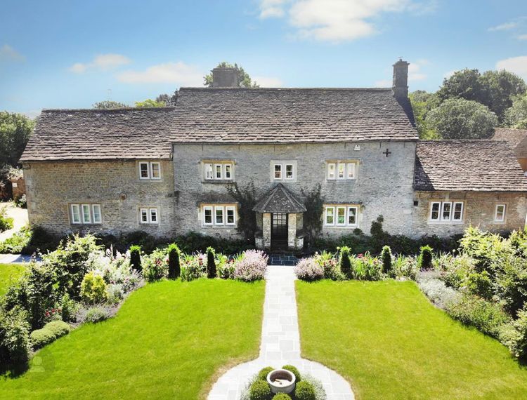 Wedding Venues and Wedding Suppliers