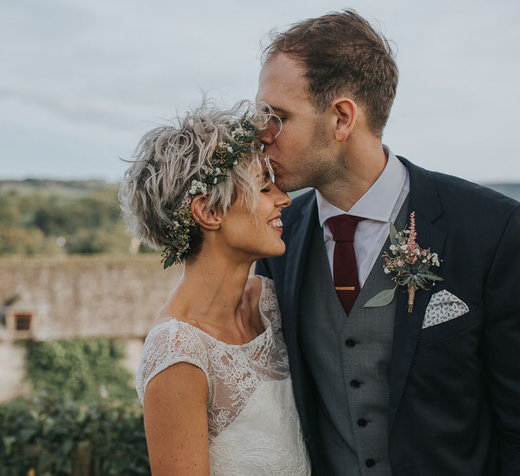 Stylish Usk Castle Wedding With Images From Magda K Photography